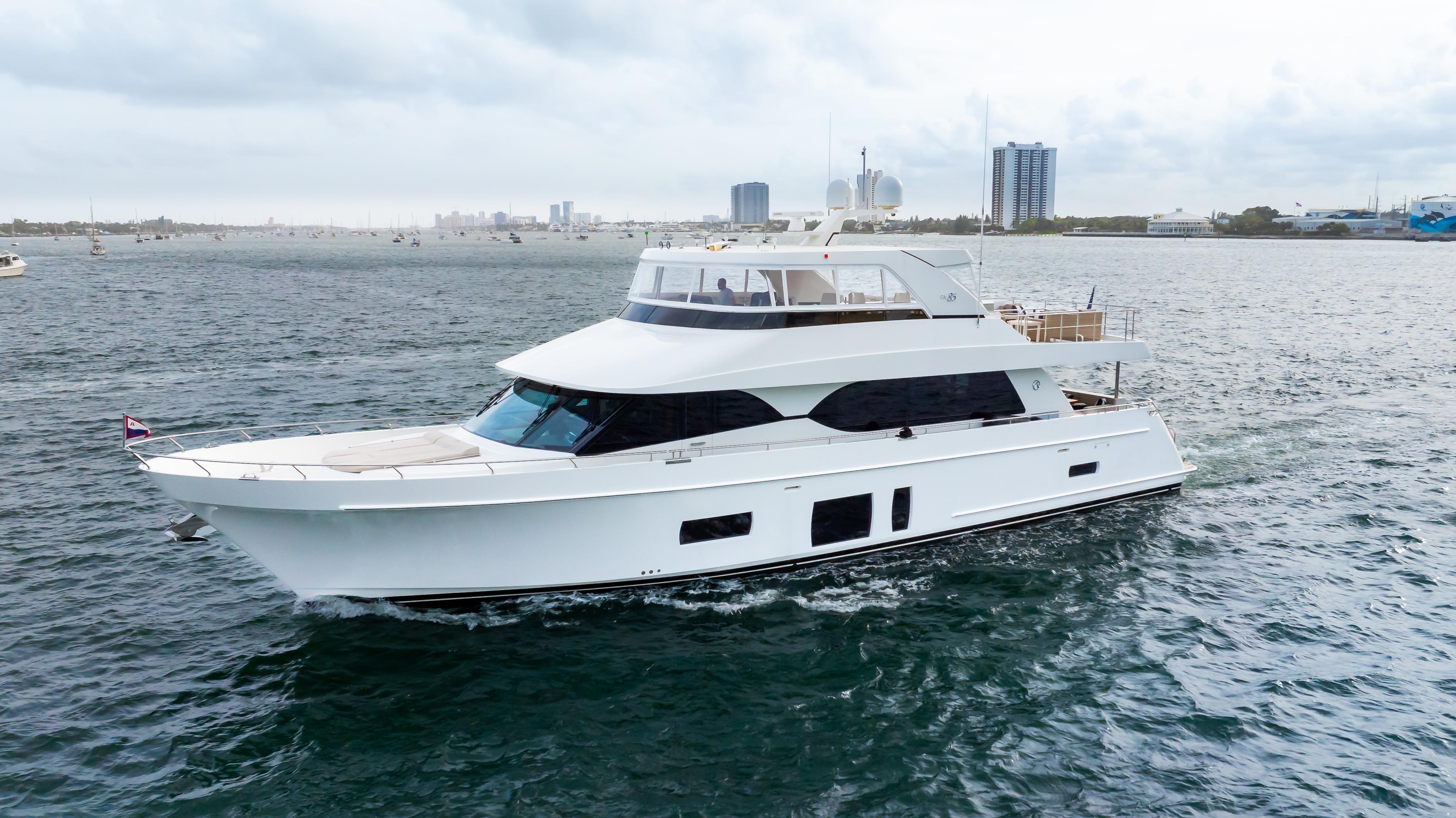 Ocean Alexander 85E for Sale - Luxury Yacht with Exceptional ...